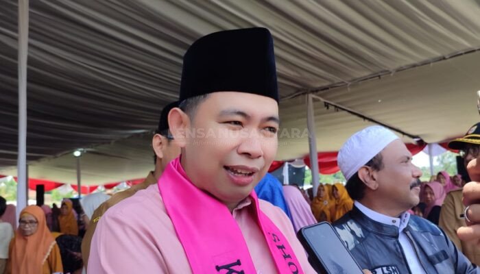 Sholawat Kampung di Gumukmas, Bupati Jember Paparkan Program UHC dan ...